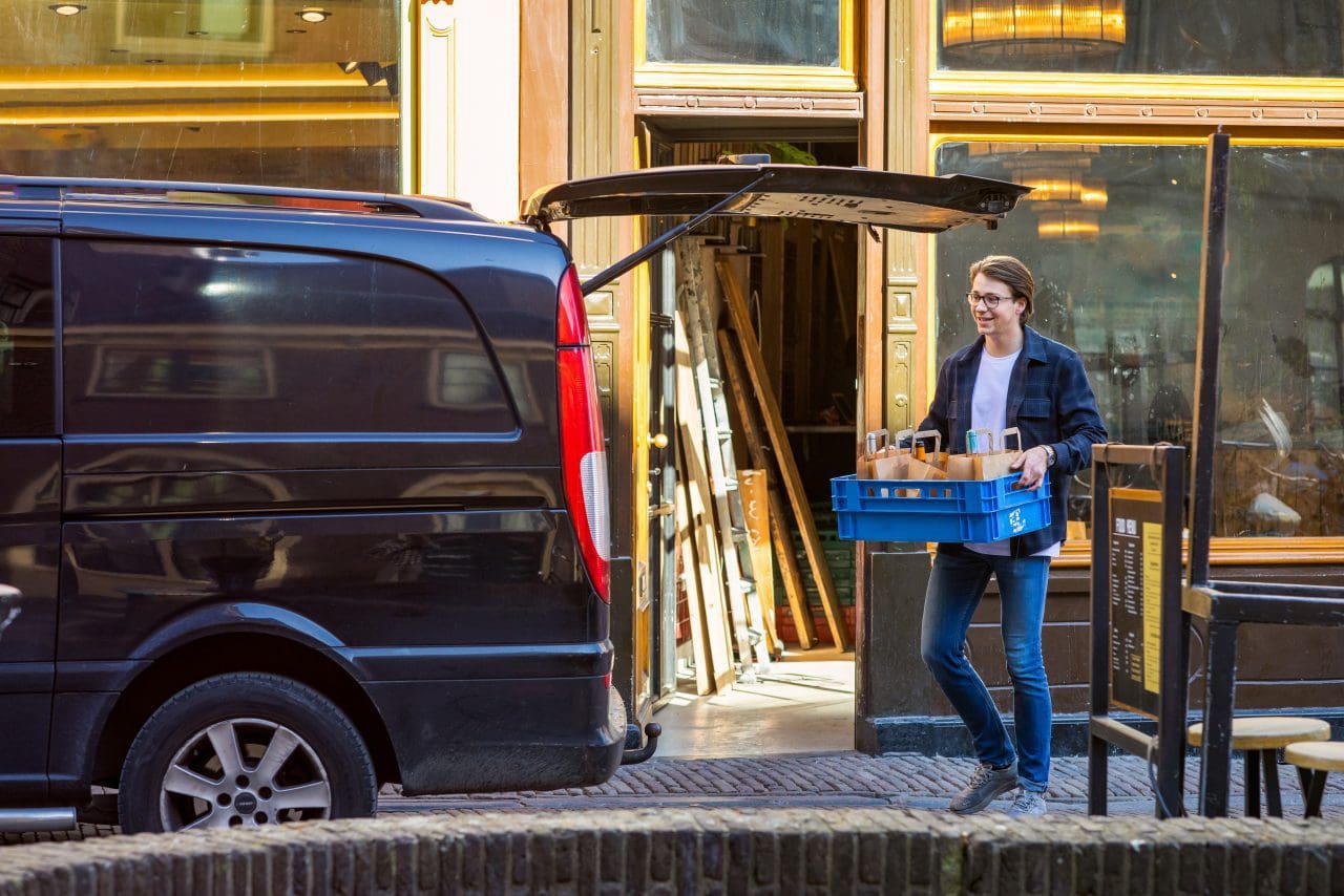 How Is Crowdsourcing Impacting Last Mile Delivery | Elite EXTRA